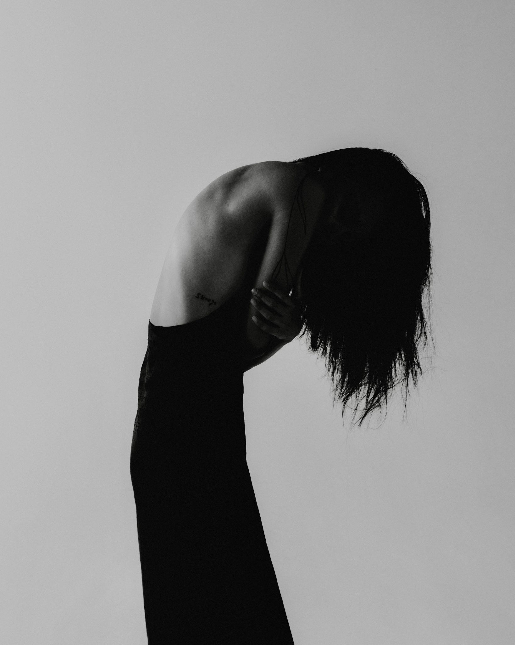 Porque cuando te das permiso de sentir, todo cambia. – SARA GALINDO